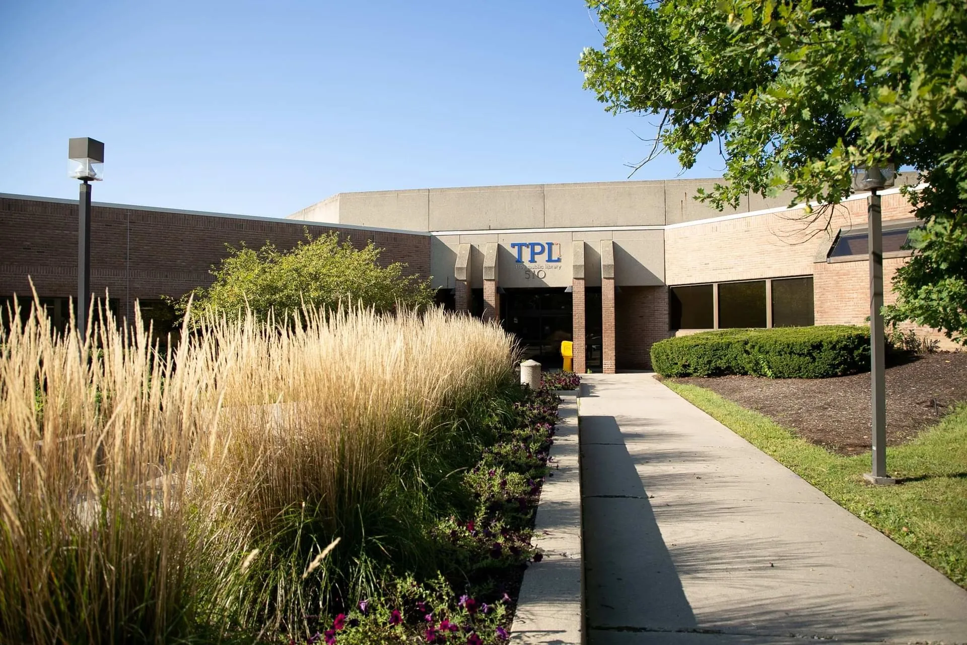 Discover the top 10 things to do in Troy, Michigan | Somerset Inn