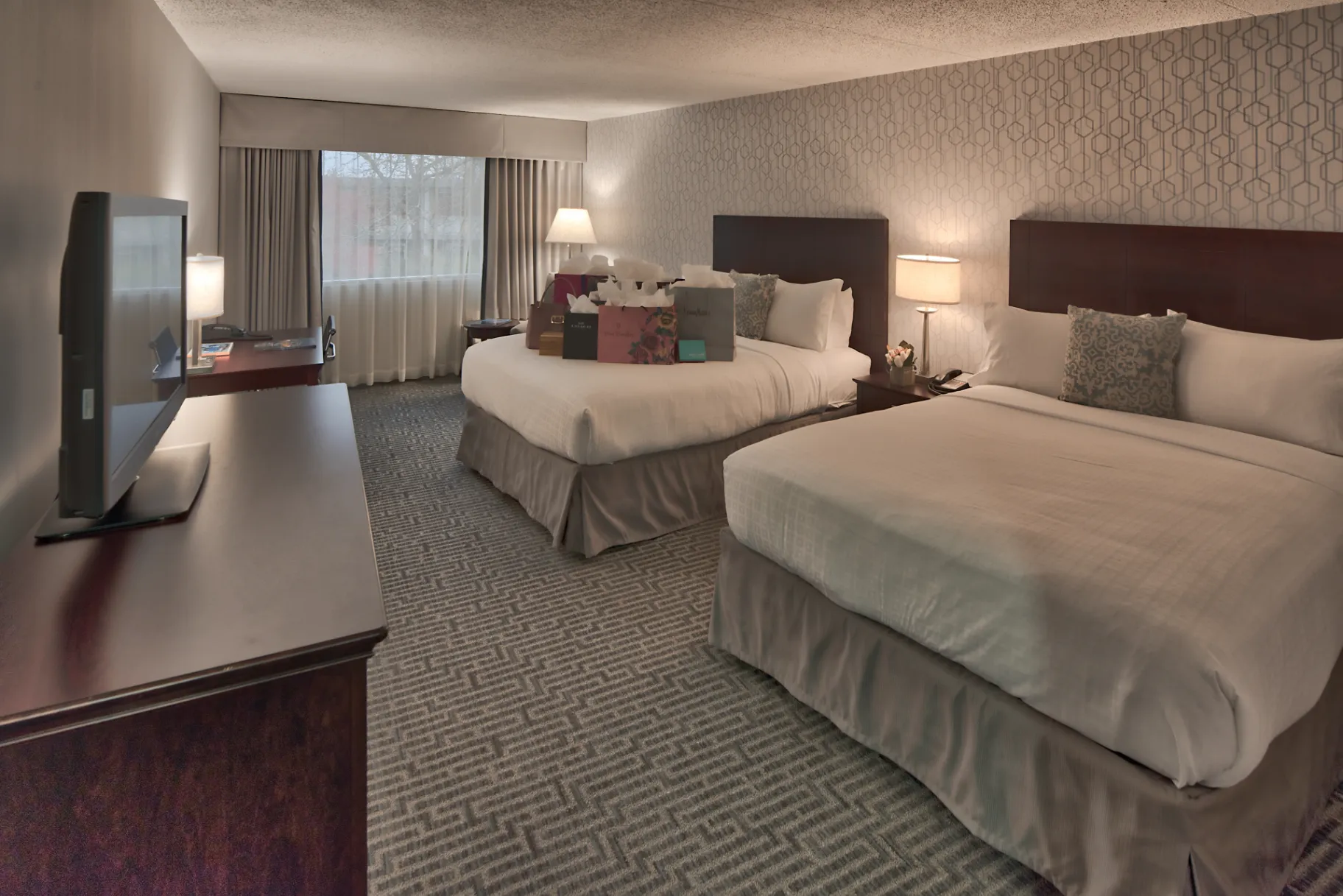 Somerset Collection | Somerset Inn