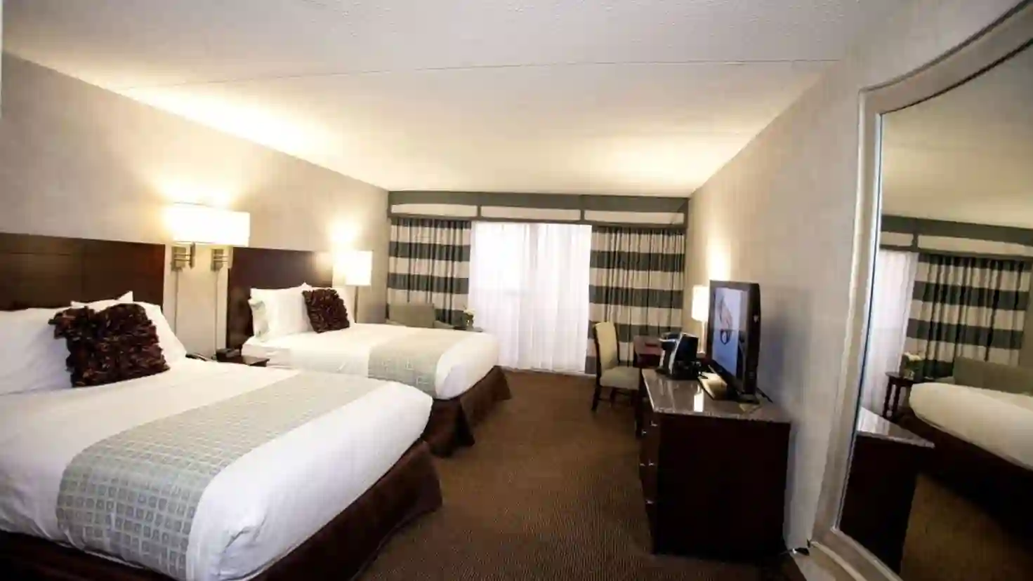 Accommodations | Somerset Inn